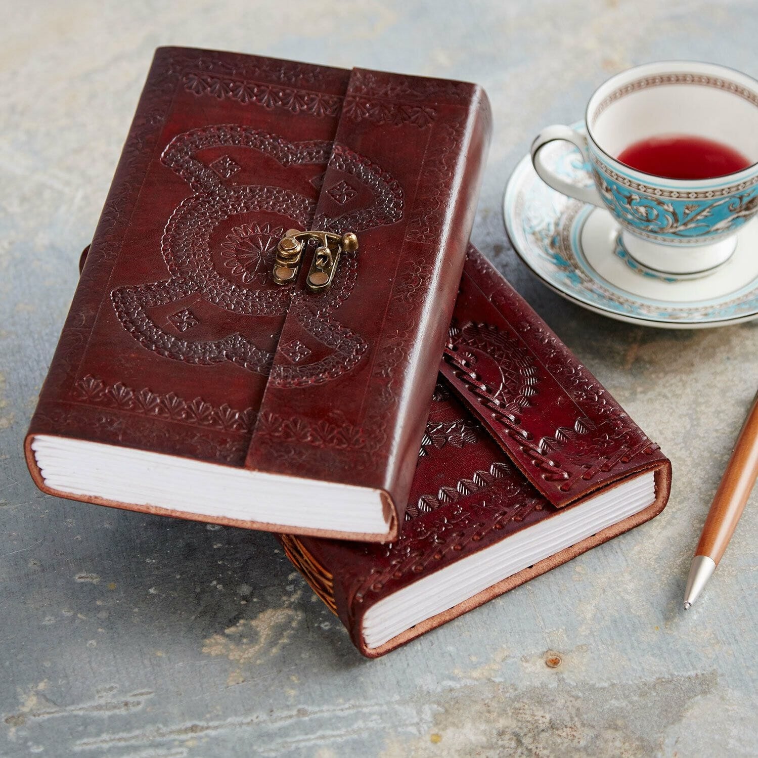 Handmade Leather Journals and Diaries Online — Classy Leather Bags