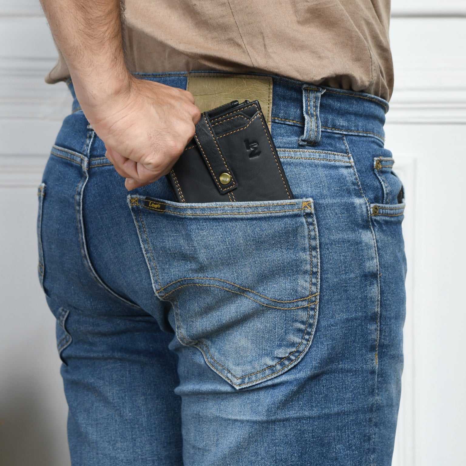 Buy Leather Wallets | ClassyLeatherBags — Classy Leather Bags