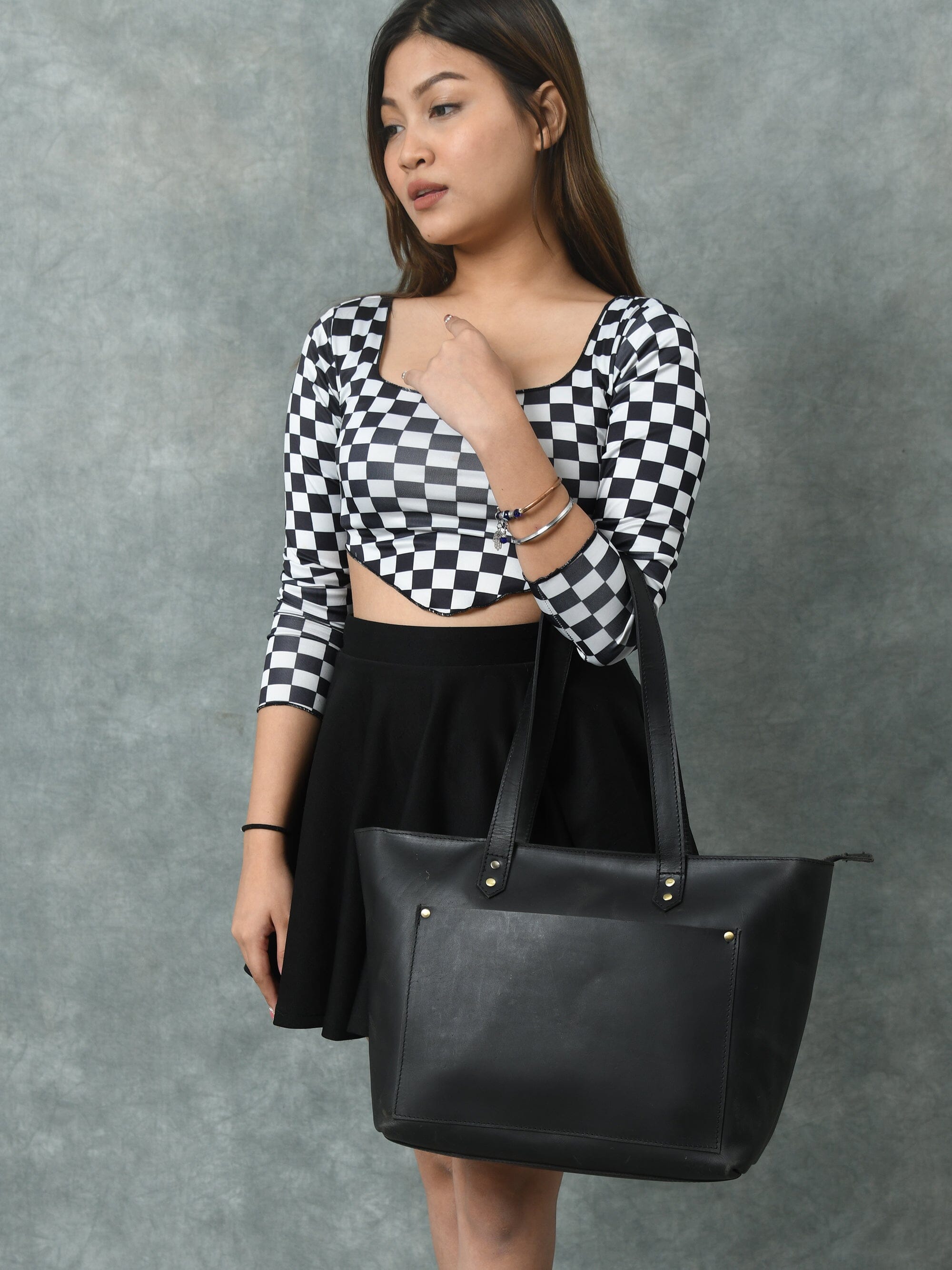 Essential Work Leather Tote Black | Compact bag | Shoulder bag for ...